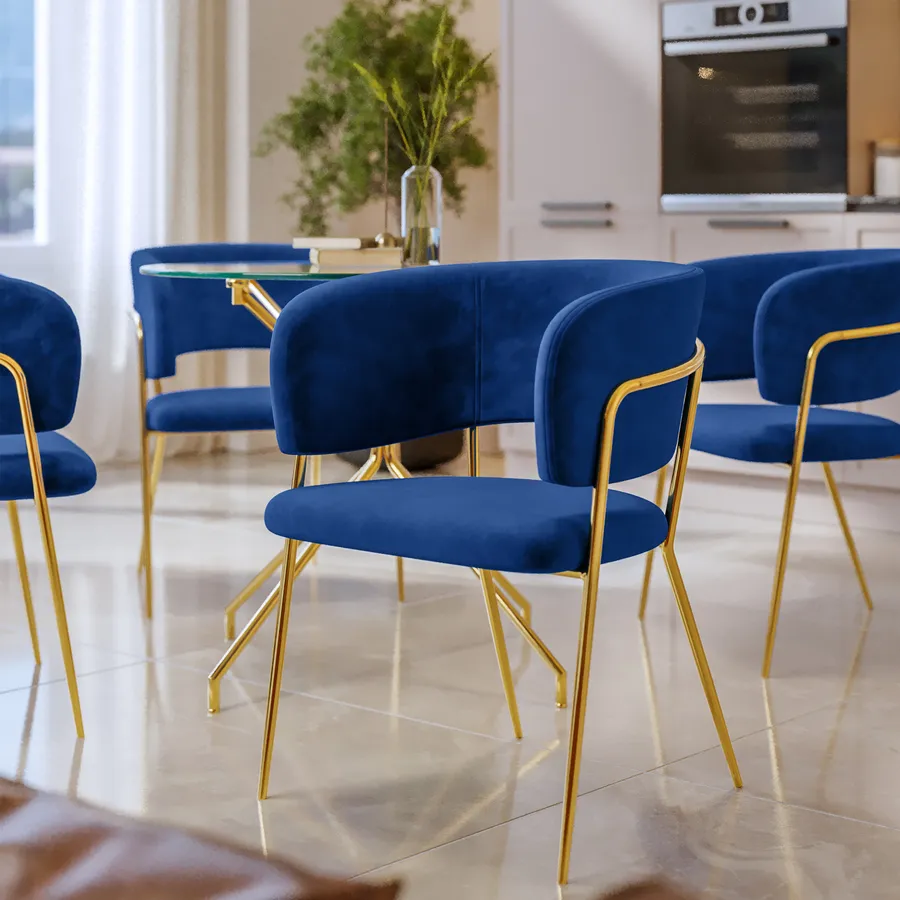 Sedia in velluto blu con schienale avvolgente e gambe oro - Fanny