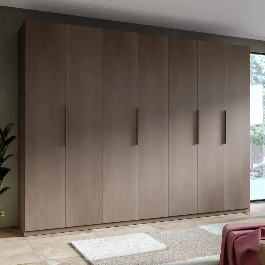Armadio battente 318x240h cm 7 ante reversibili con soft close bronzo ...