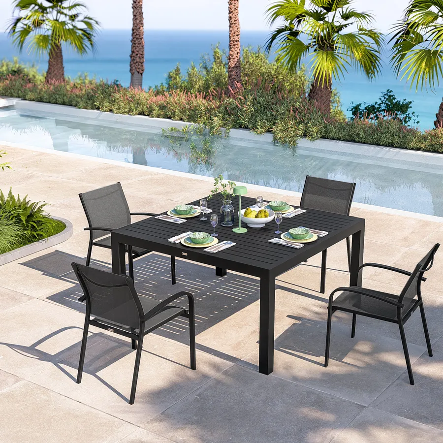 Set pranzo antracite con tavolo 136x136 cm e 4 sedie con braccioli ...