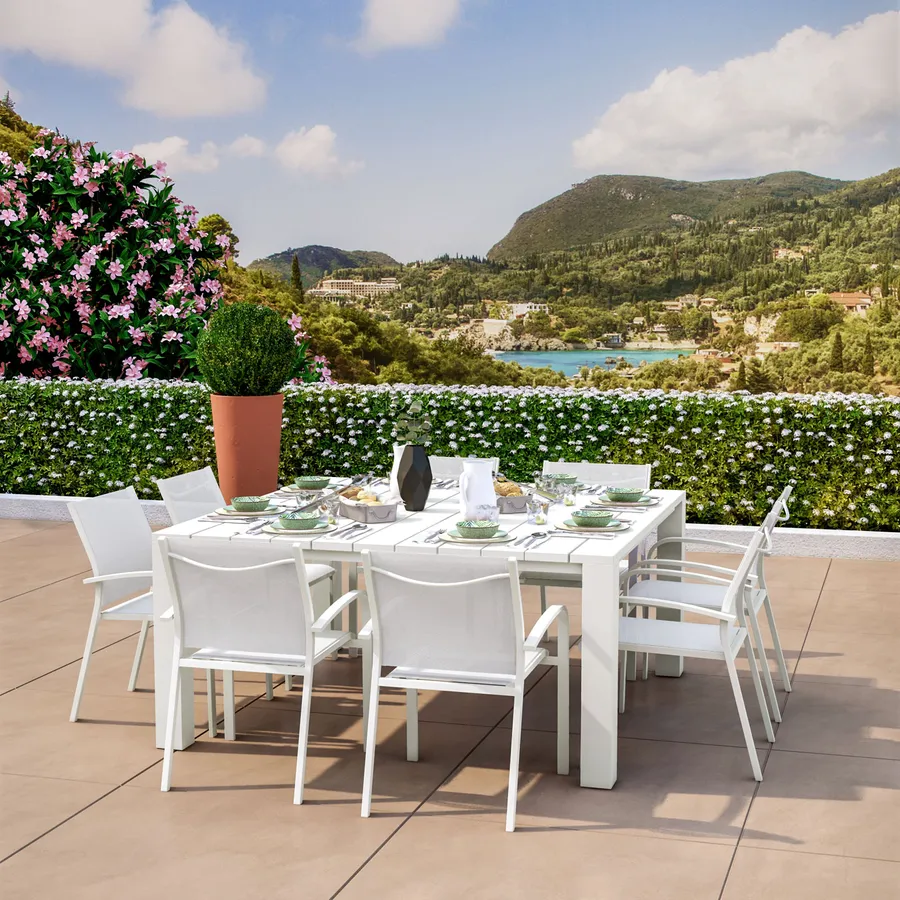 Set pranzo bianco con tavolo 160x160 cm e 8 sedie con braccioli tondi ...